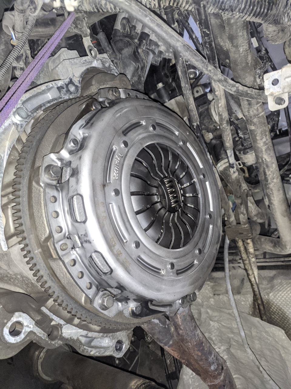 Замена сцепления, выжимного, масла, сальника штока кпп. — Ford Focus ...