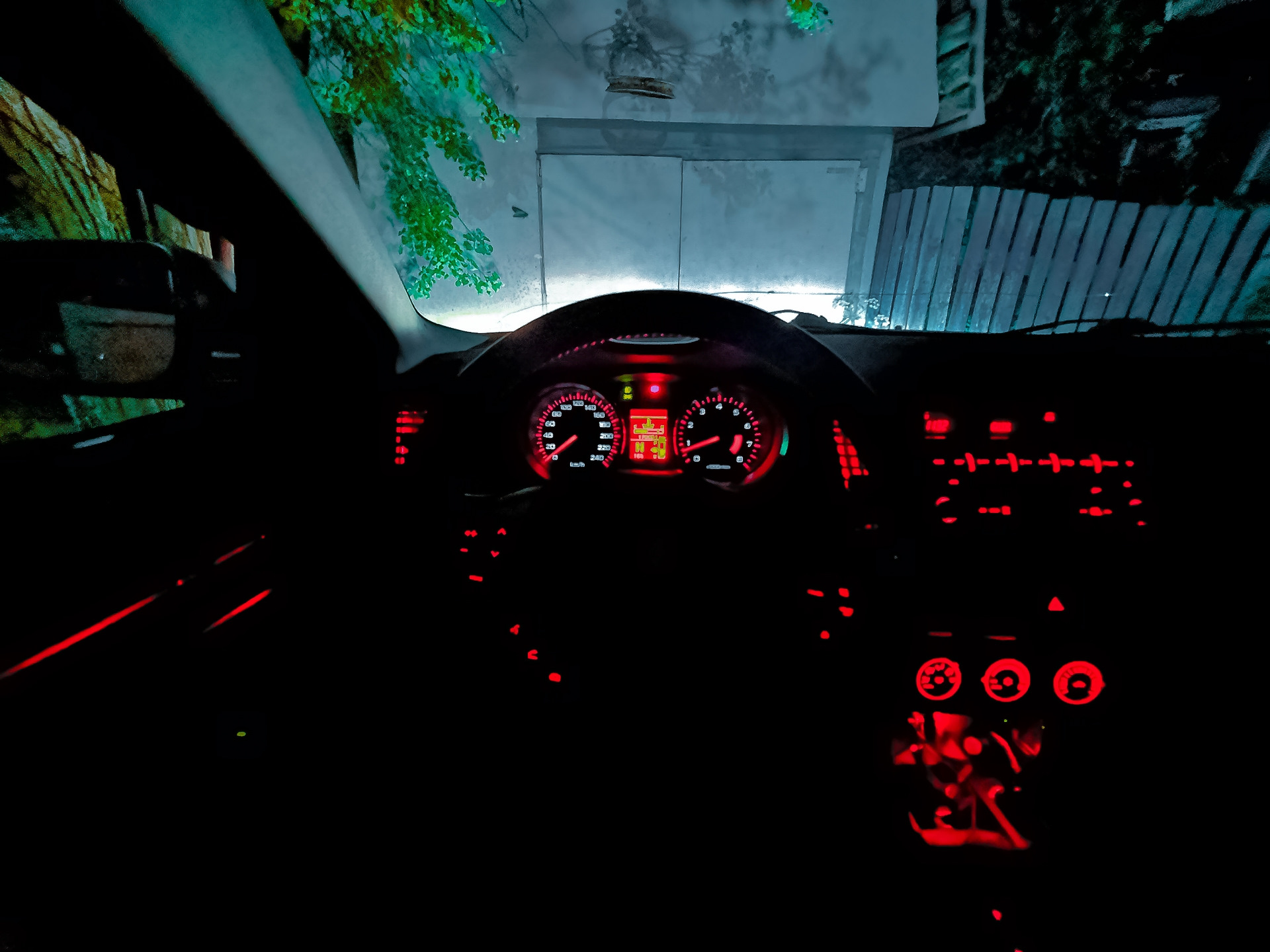 Доп подсветка в салон — Mitsubishi Lancer X, 1,8 л, 2008 года ...
