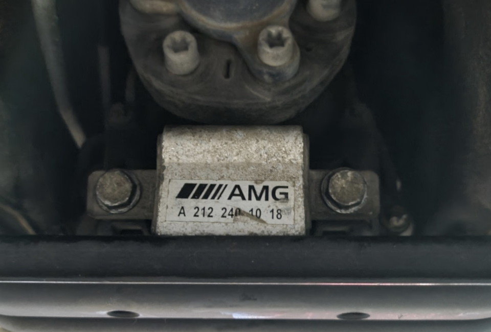 Подушки двигателя Lemforder — Mercedes-Benz E-Class (W212), 1,8 л, 2012 ...