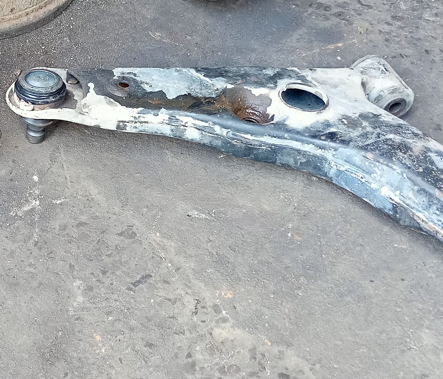 Шаровые. — Mitsubishi Carisma, 1,6 л, 2002 года | просто так | DRIVE2