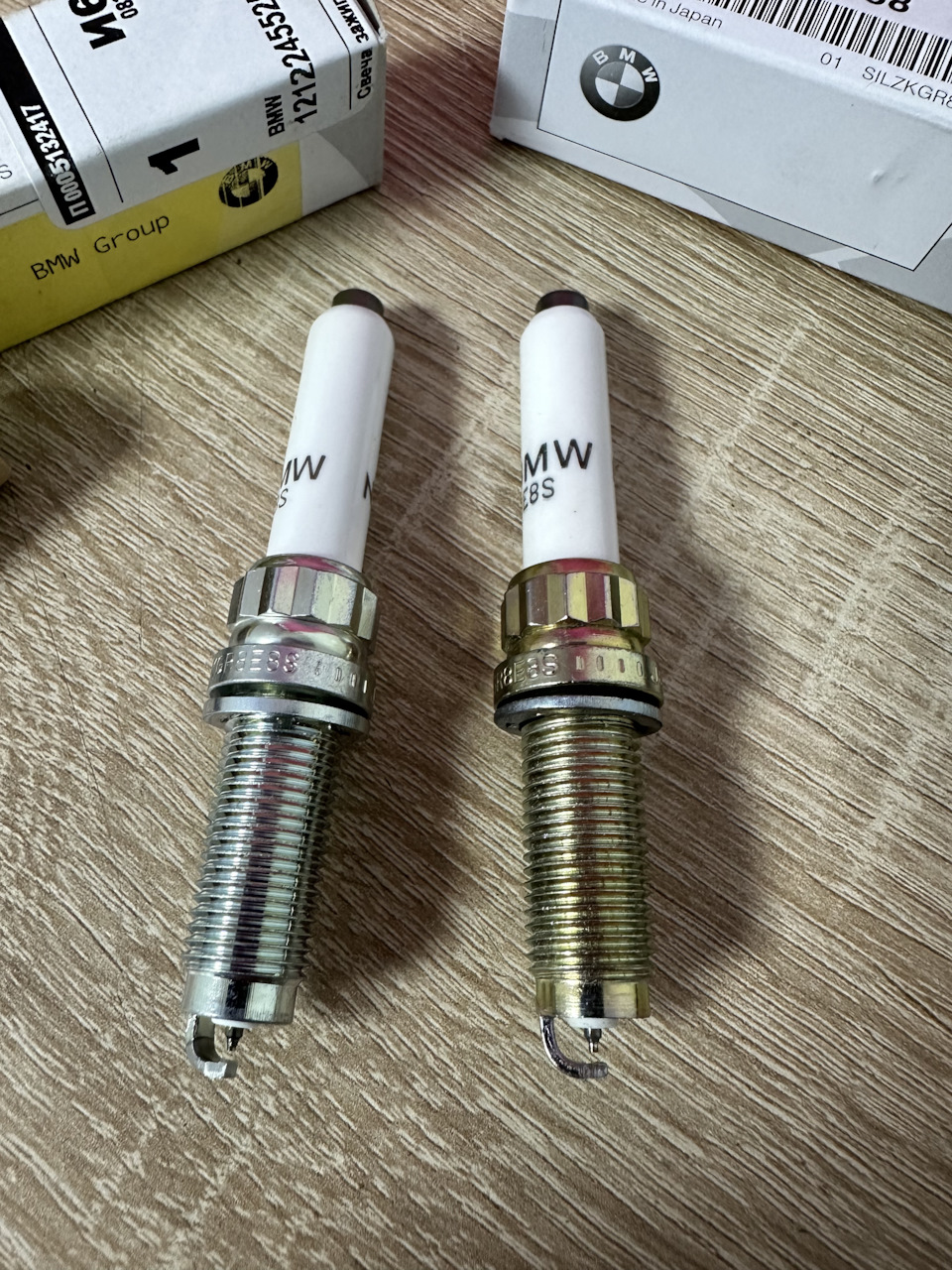 Свечи BMW (NGK) оригинал vs подделка — MINI John Cooper Works, 2 л ...