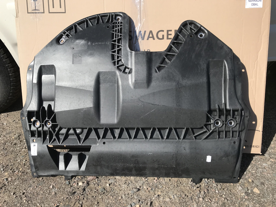 Оригинальная композитная защита картера — Volkswagen Polo Hatchback Mk5 ...