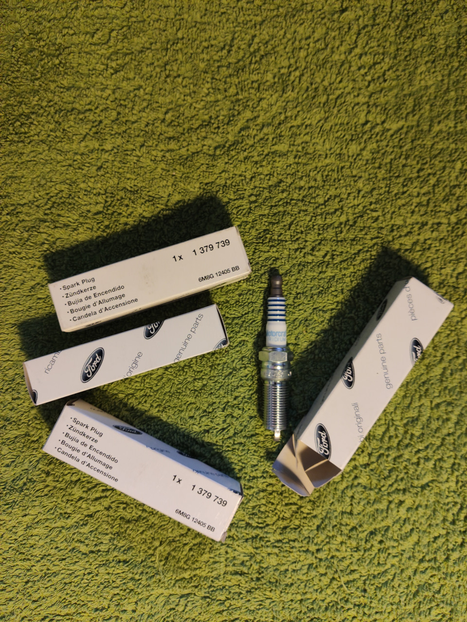 1379739 Свеча зажигания Ford | Запчасти на DRIVE2