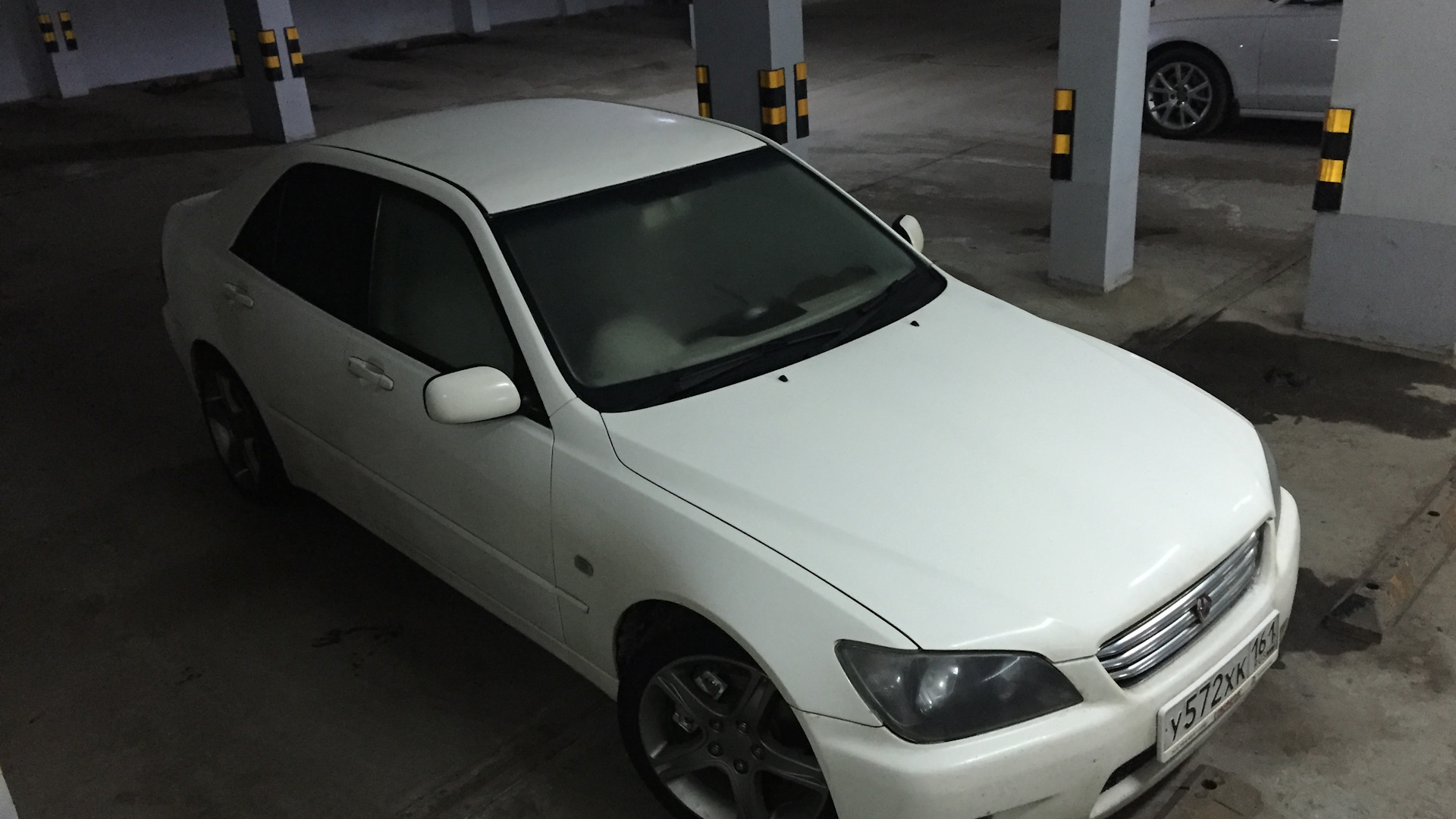 Toyota Altezza 2.0 бензиновый 2001 | iMilk на DRIVE2