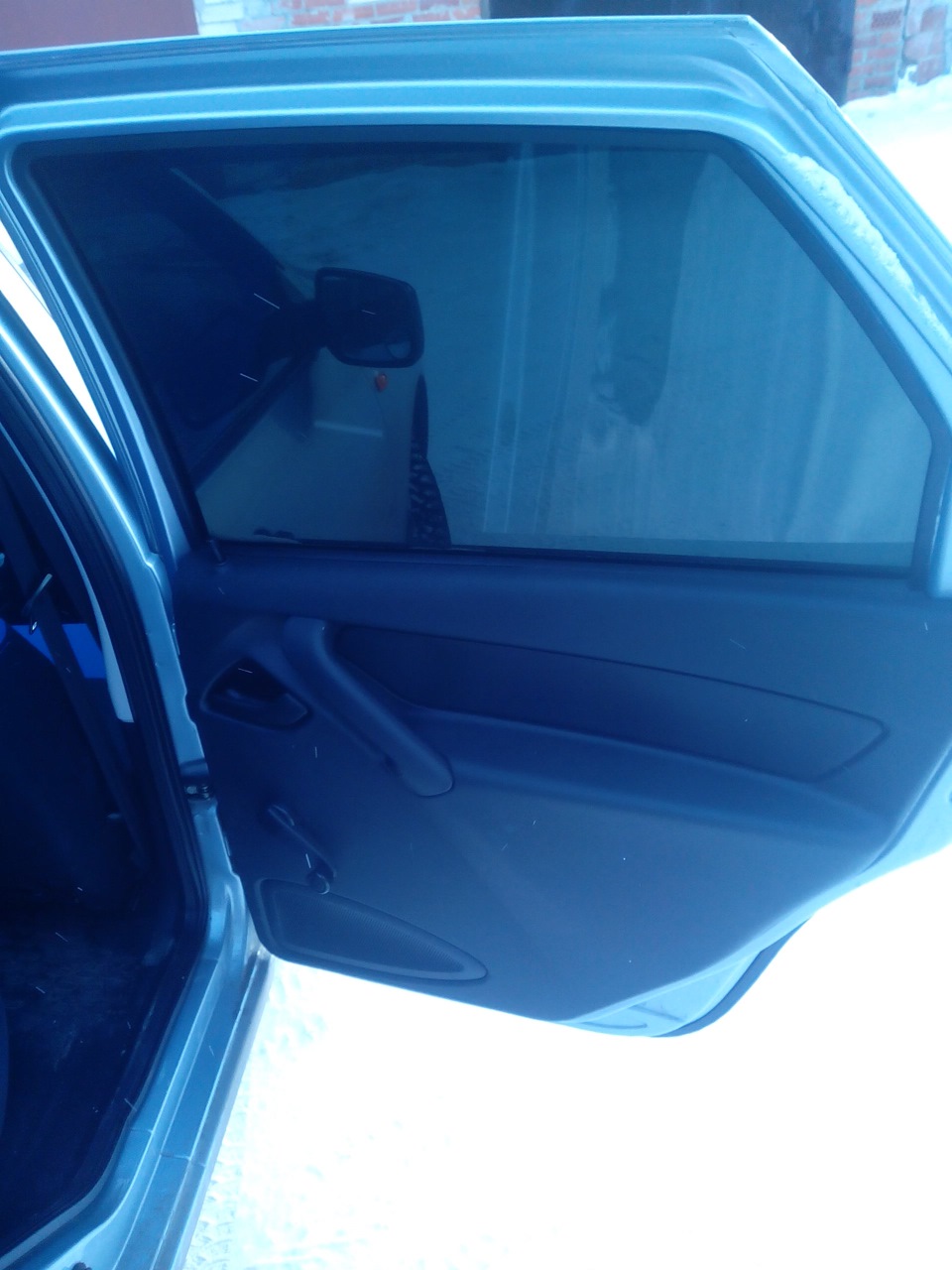 Динамики в задние двери — Lada Гранта (1G), 1,6 л, 2012 года | автозвук ...