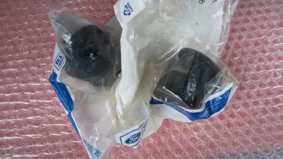 Маленькие радости — Ford Escape (2G), 2,3 л, 2008 года | запчасти | DRIVE2