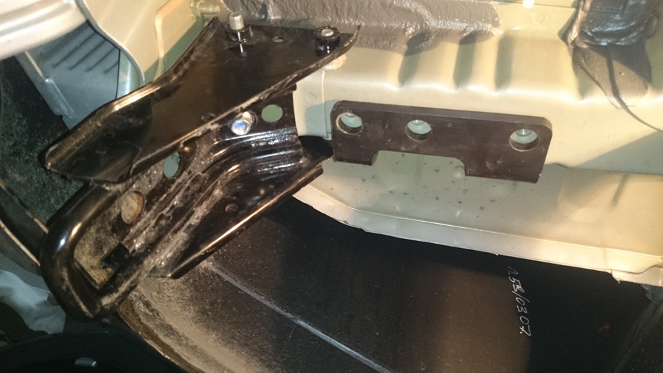 556307 БАМПЕР ПЕРЕДНИЙ POLCAR | Запчасти на DRIVE2