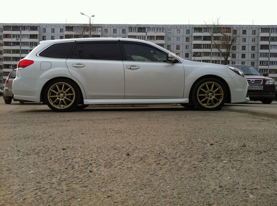 примерка OZ prodrive WRC P1 18 — Subaru Legacy (BM/BR), 2,5 л, 2009 ...