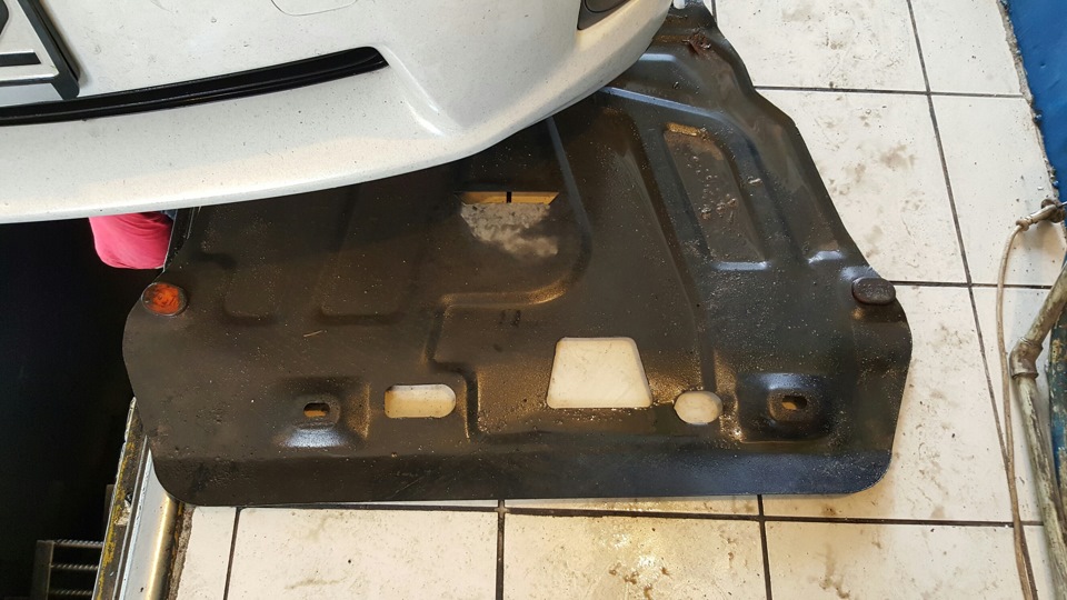 Стальная защита — Toyota Prius (30), 1,8 л., 2010 года | аксессуары ...