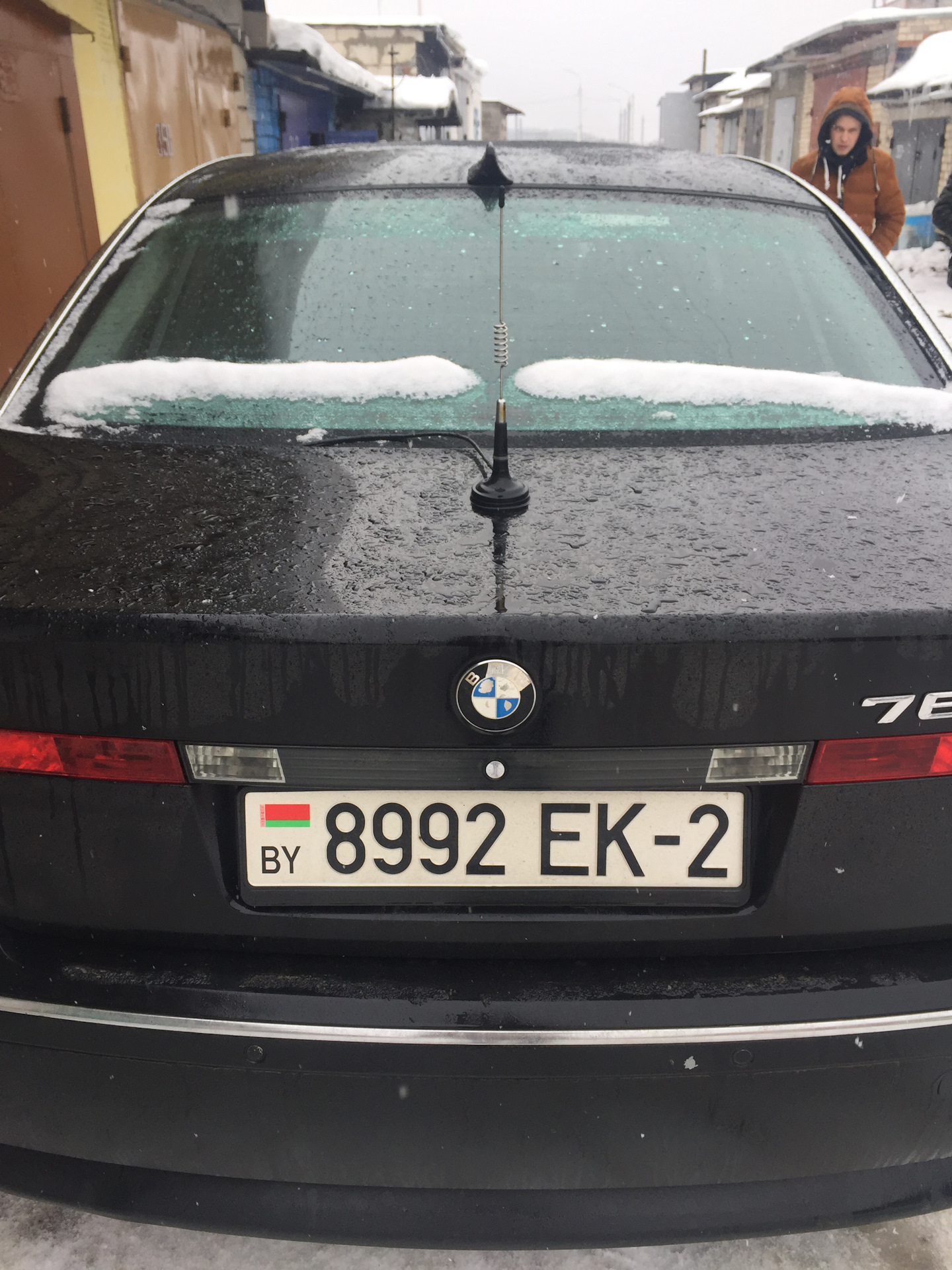 Замена старого значка🥇 — BMW 7 series (E65/E66), 6 л, 2003 года | аксессуары | DRIVE2