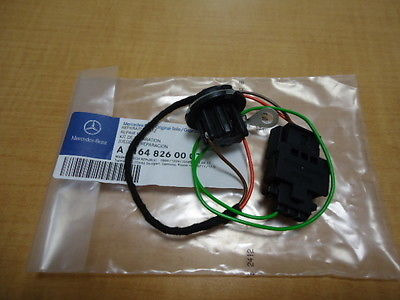 Ремонт задних стоп фонарей — Mercedes-Benz M-Class (W164), 3,5 л, 2006 ...