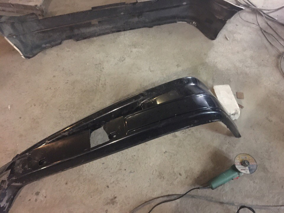 подиум под номер — Mazda 323 V, 2 л, 1995 года | стайлинг | DRIVE2