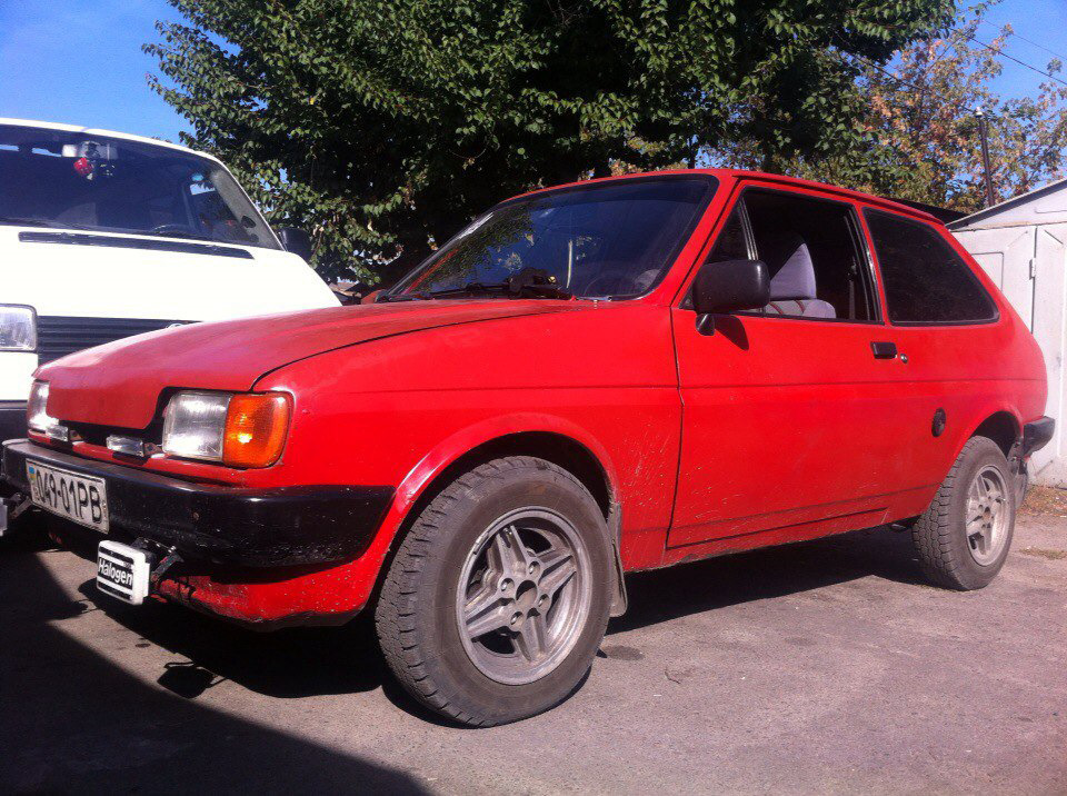Освіжив колеса — Ford Fiesta (Mk II), 1,6 л, 1985 года | стайлинг | DRIVE2