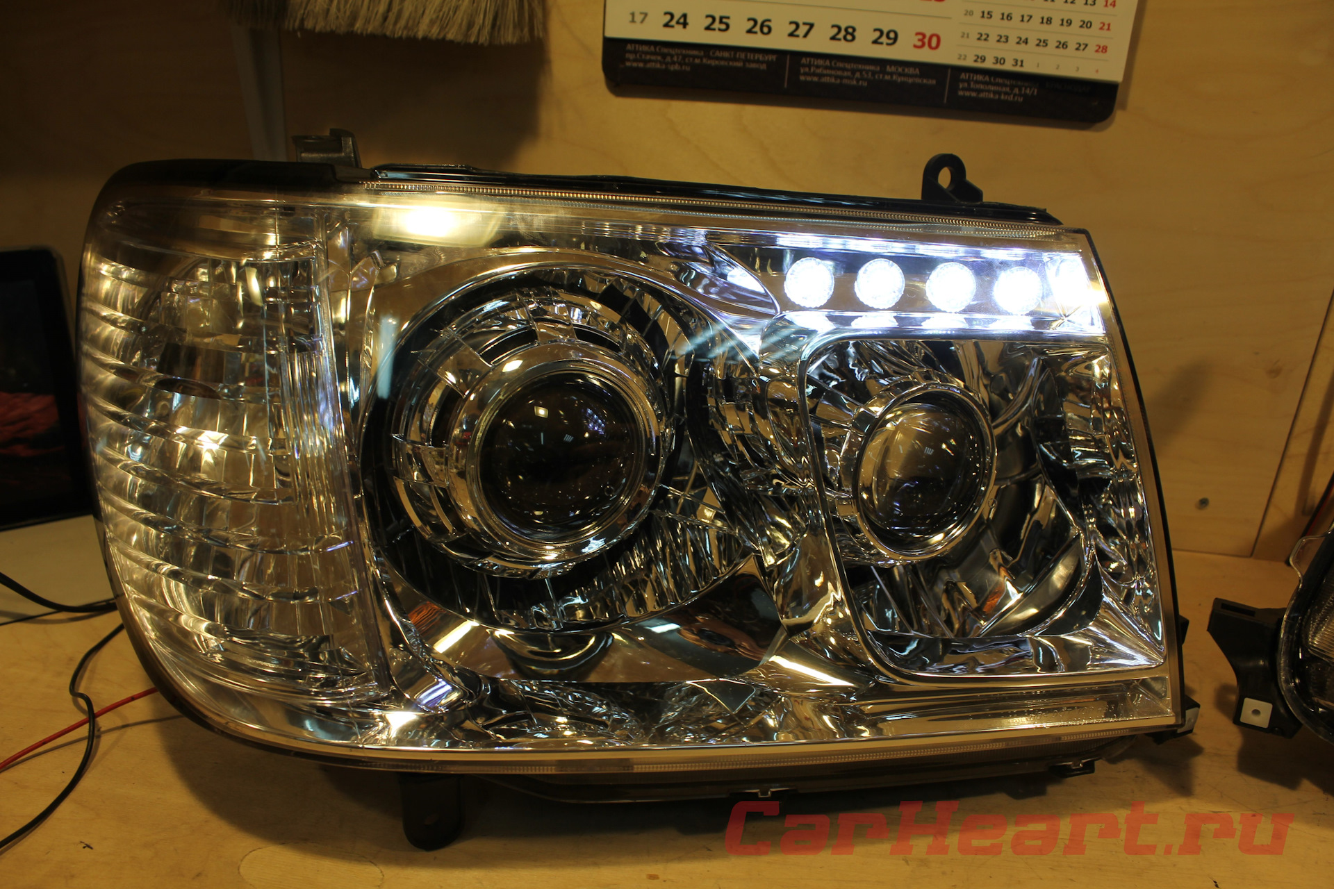 Toyota Land Cruiser 100, квадроксенон Koito Q5 — CarHeart на DRIVE2