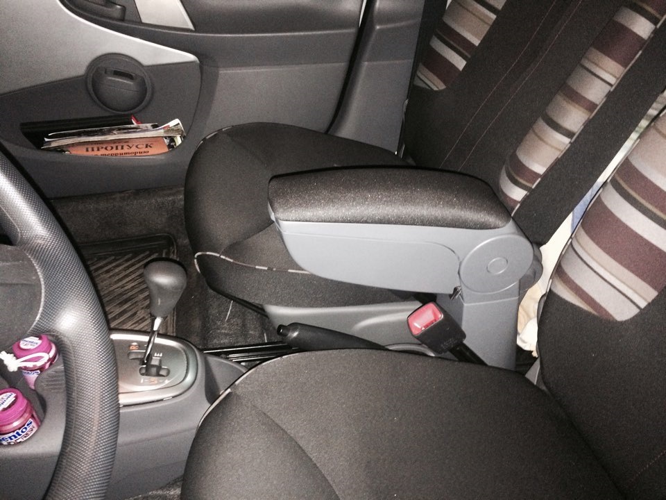 Бардачок и подлокотник — Citroen C1 (1G), 1 л, 2010 года | аксессуары ...