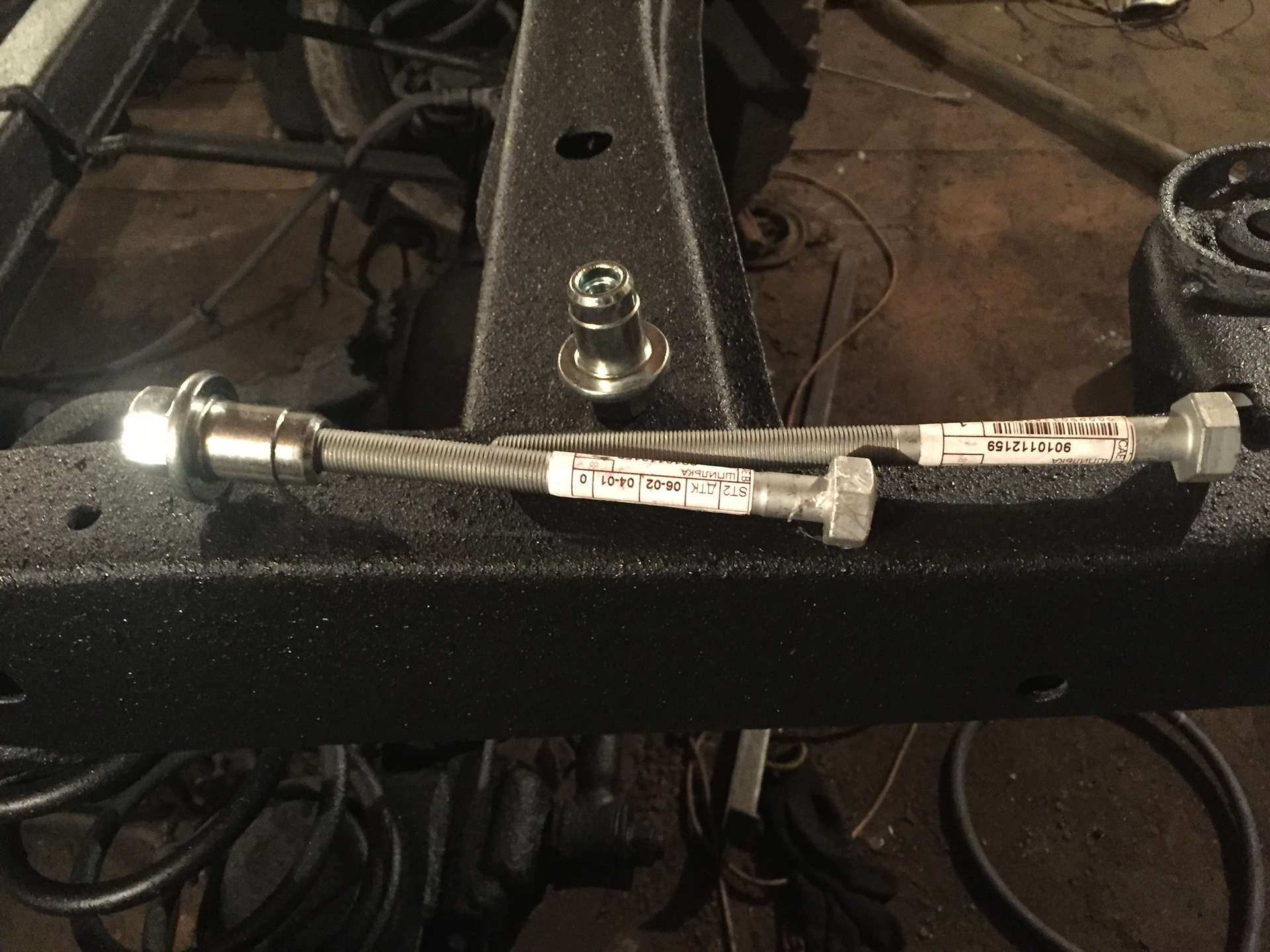 новые торсионные болты и гайки! — Daihatsu Feroza II, 3 л, 1990 года ...