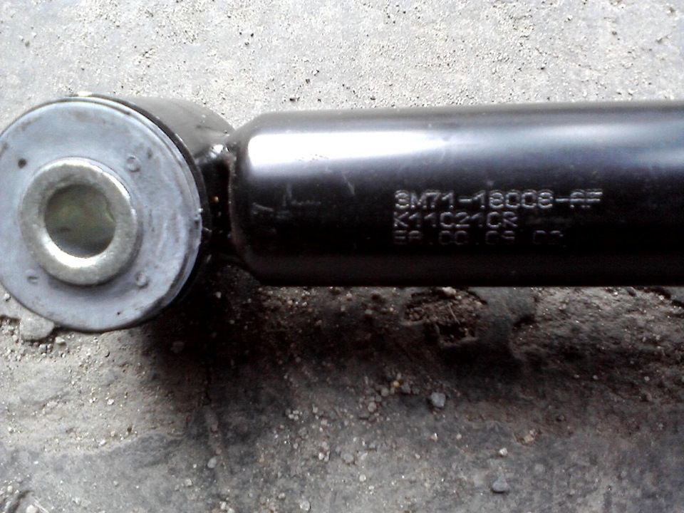 Замена задних аммортизаторов — Mazda Verisa, 1,5 л, 2009 года ...