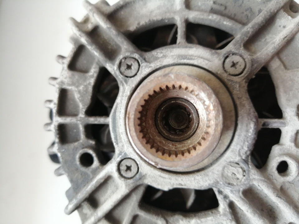 Замена генератора, ремня, роликов — Volvo XC90 (1G), 2,5 л, 2004 года ...