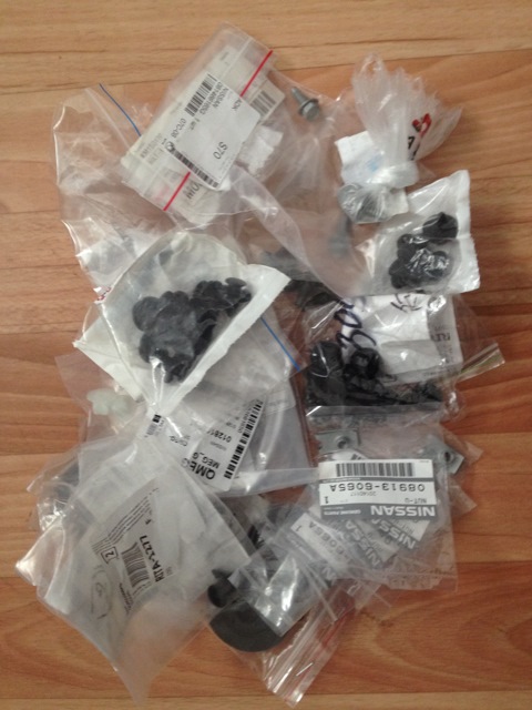 76848JG00A КЛИПСА КРЕПЕЖНАЯ 453 NISSAN INFINITI | Запчасти на DRIVE2