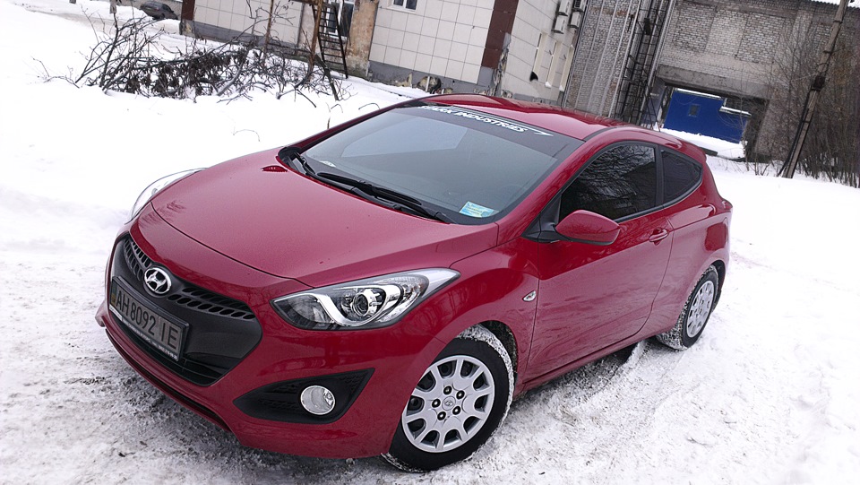 Красное на белом — Hyundai i30 (2G), 1,4 л, 2013 года | просто так | DRIVE2