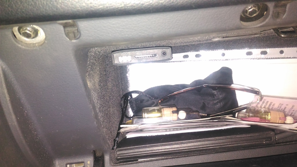 Yatour vw8 — Audi A6 Avant (C5), 2,8 л, 2000 года | автозвук | DRIVE2