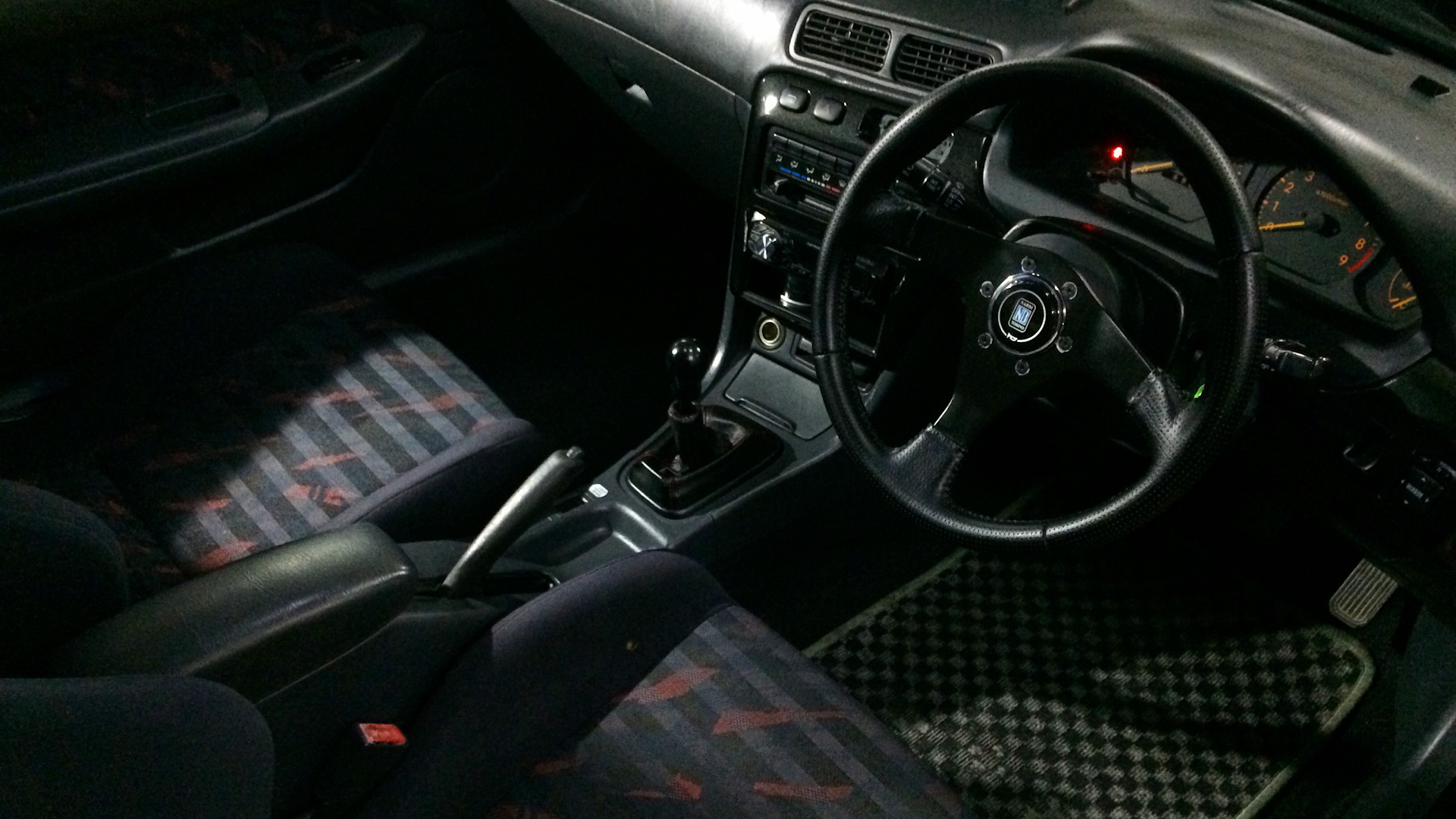 Toyota Sprinter Trueno (111) 1.6 бензиновый 1997 | Kouki BZ-R SSS на DRIVE2