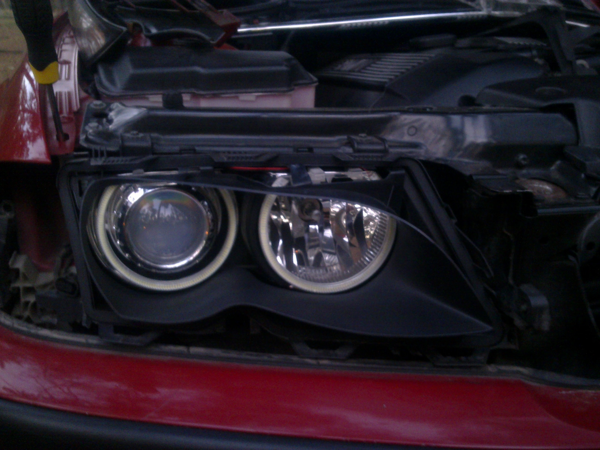 Резинки под стекла фар — BMW 3 series (E46), 3 л, 2002 года | плановое ...