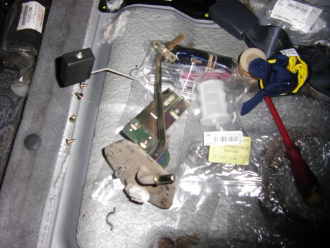 MR272833 Пыльники передних амортизаторов Mitsubishi | Запчасти на DRIVE2