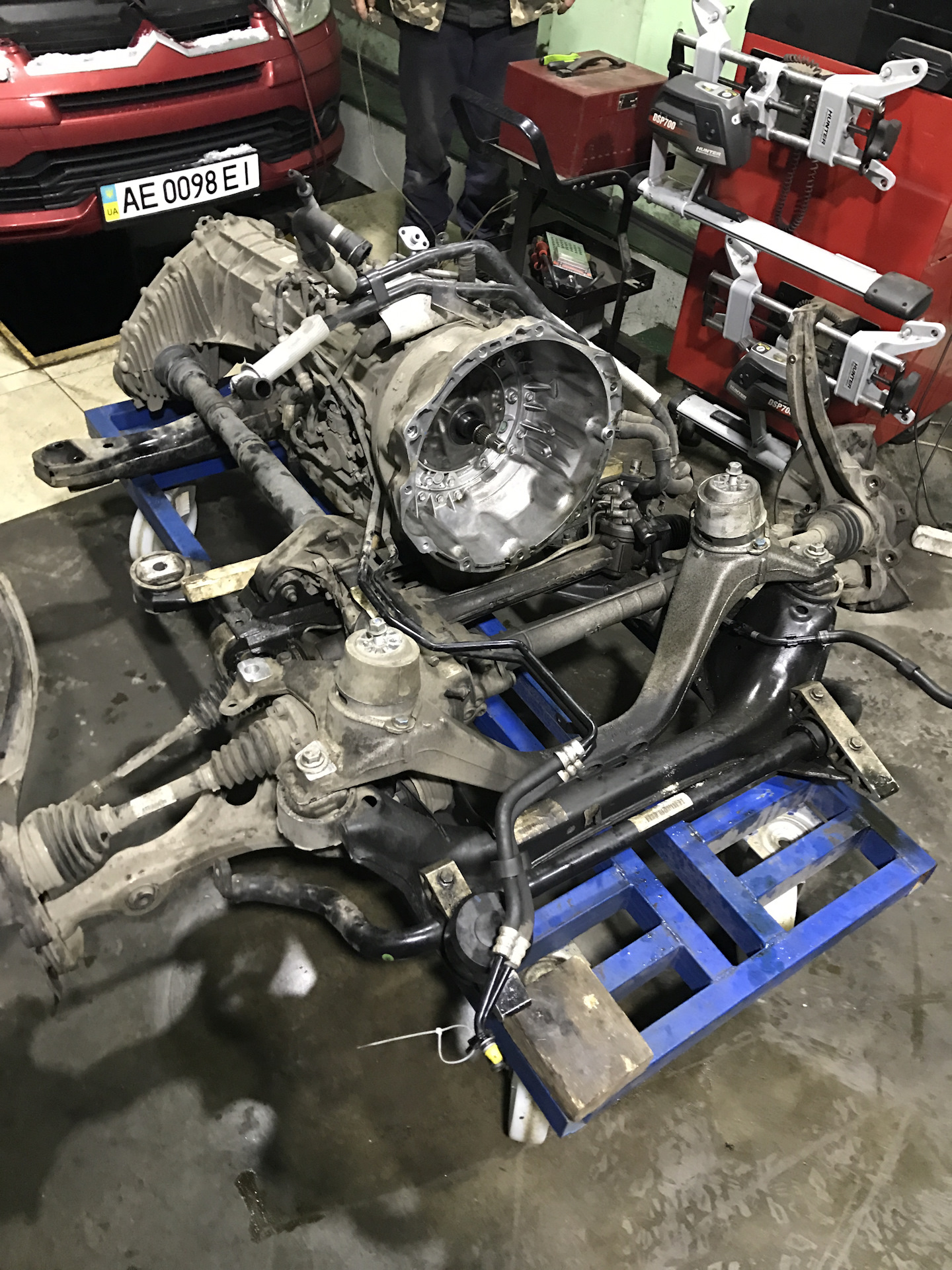 Замена цепи (начало) CRCA — Volkswagen Touareg (2G), 3 л, 2012 года ...