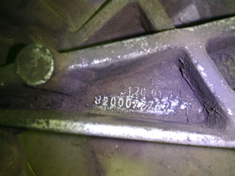 Замена нижней опоры. — Renault Grand Scenic II, 2 л, 2005 года | своими ...