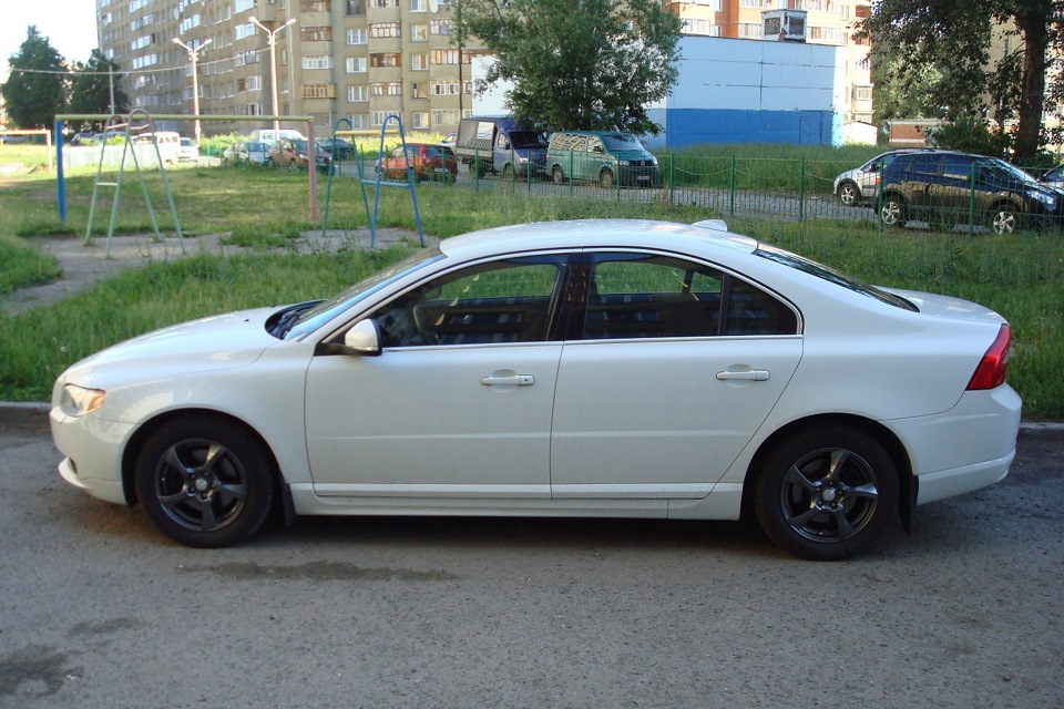 Простофото — Volvo S80 (2G), 1,6 л, 2011 года | фотография | DRIVE2