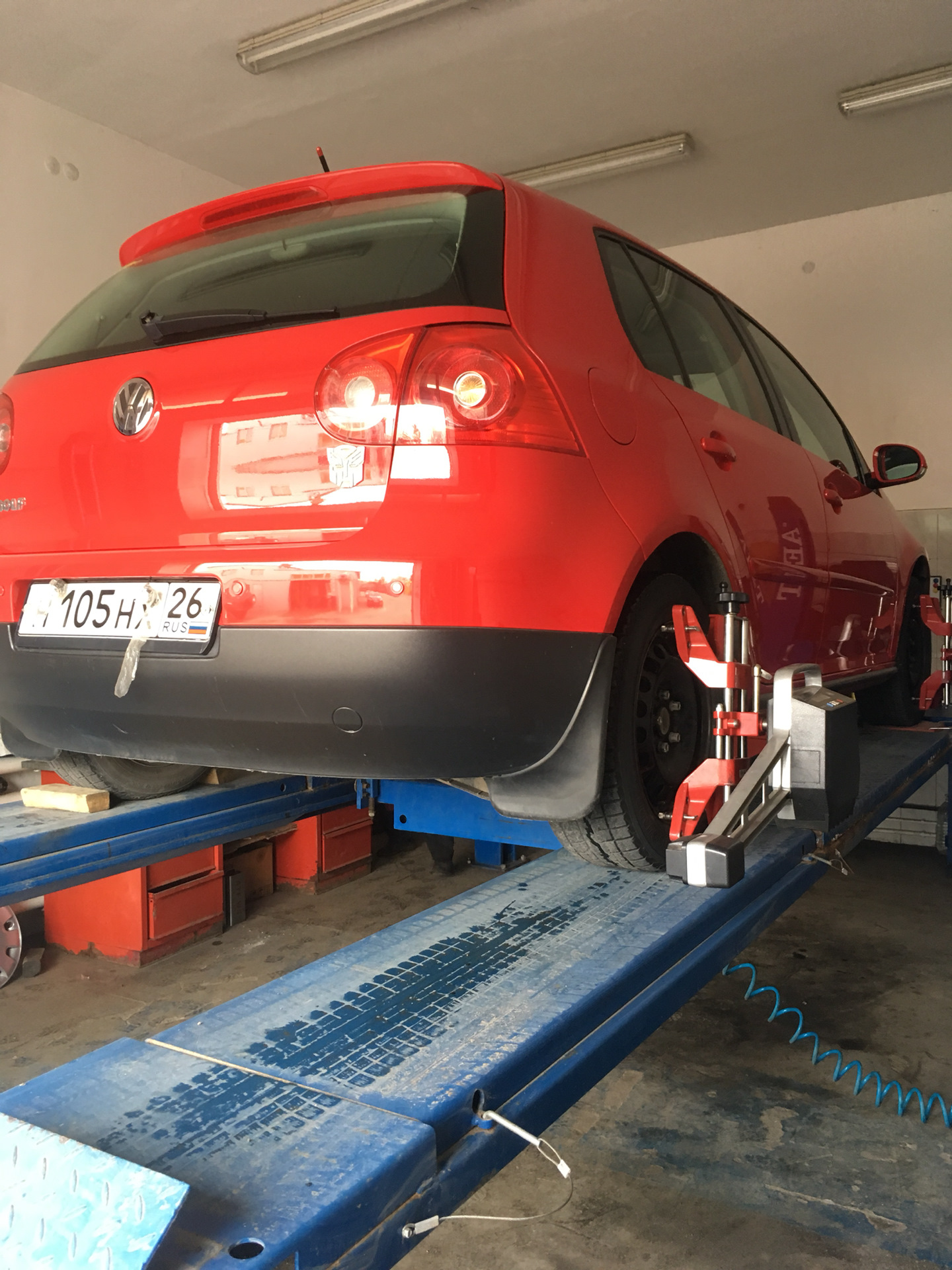 Так всё-таки развал или схождение? 😁 — Volkswagen Golf Mk5, 1,6 л, 2009 ...