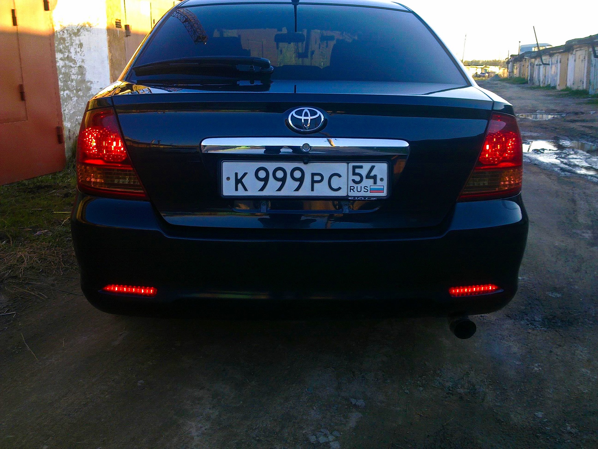 Замена стандартных катофот на светодиодиодные катафоты! — Toyota Allion ...