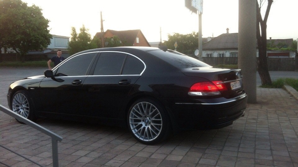 BMW 7 series (E65/E66) 4.0 бензиновый 2007 | 740i R21 на DRIVE2