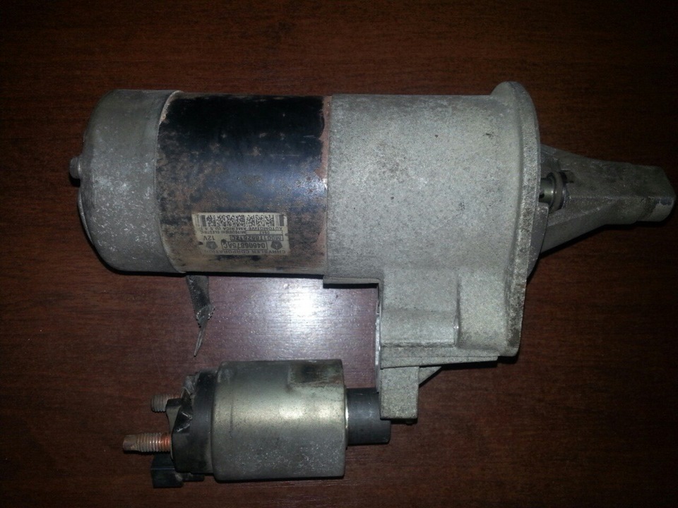 Ну наконец-то хоть что-то на ней сломалось, стартер начал хандрить ...