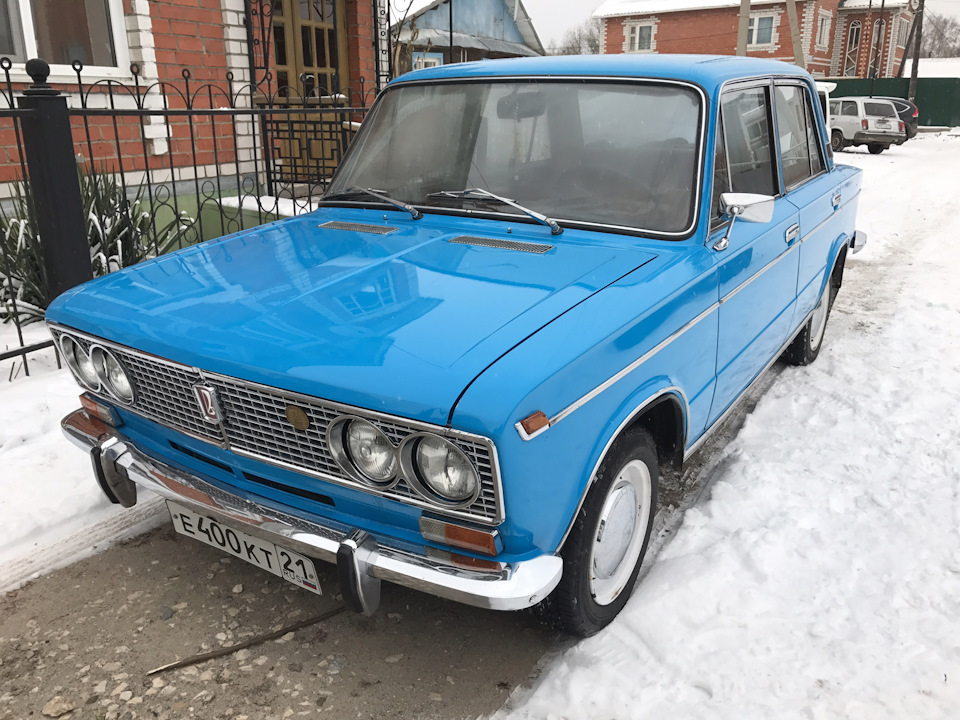 Фотосессия перед зимовкой — Lada 2103, 1,5 л, 1975 года | фотография ...