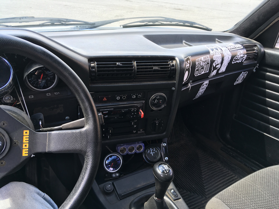 В салоне — BMW 3 series Touring (E30), 2,5 л, 1992 года | тюнинг | DRIVE2