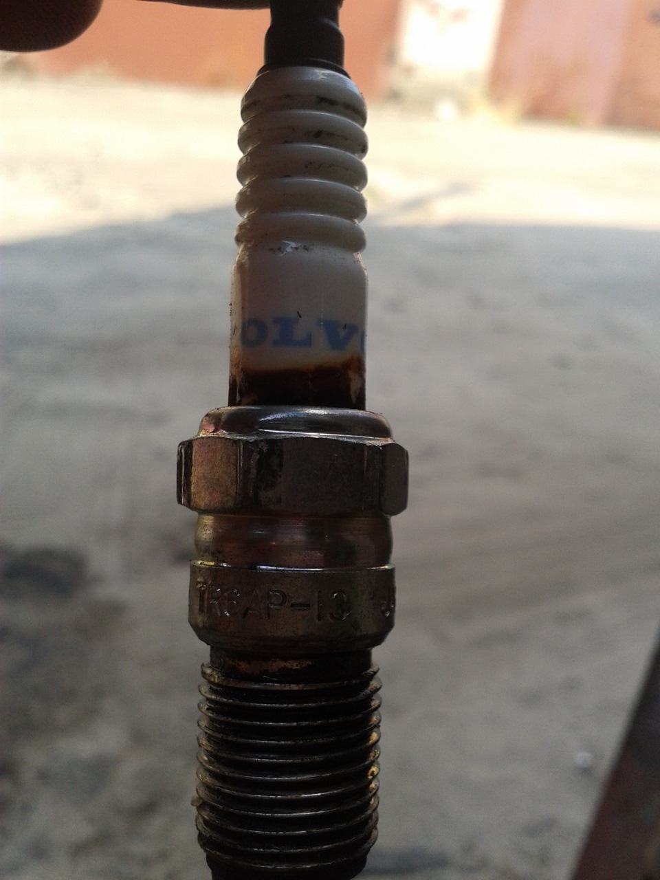 Замена свечей — Volvo S40 (2G), 1,8 л, 2007 года | своими руками | DRIVE2