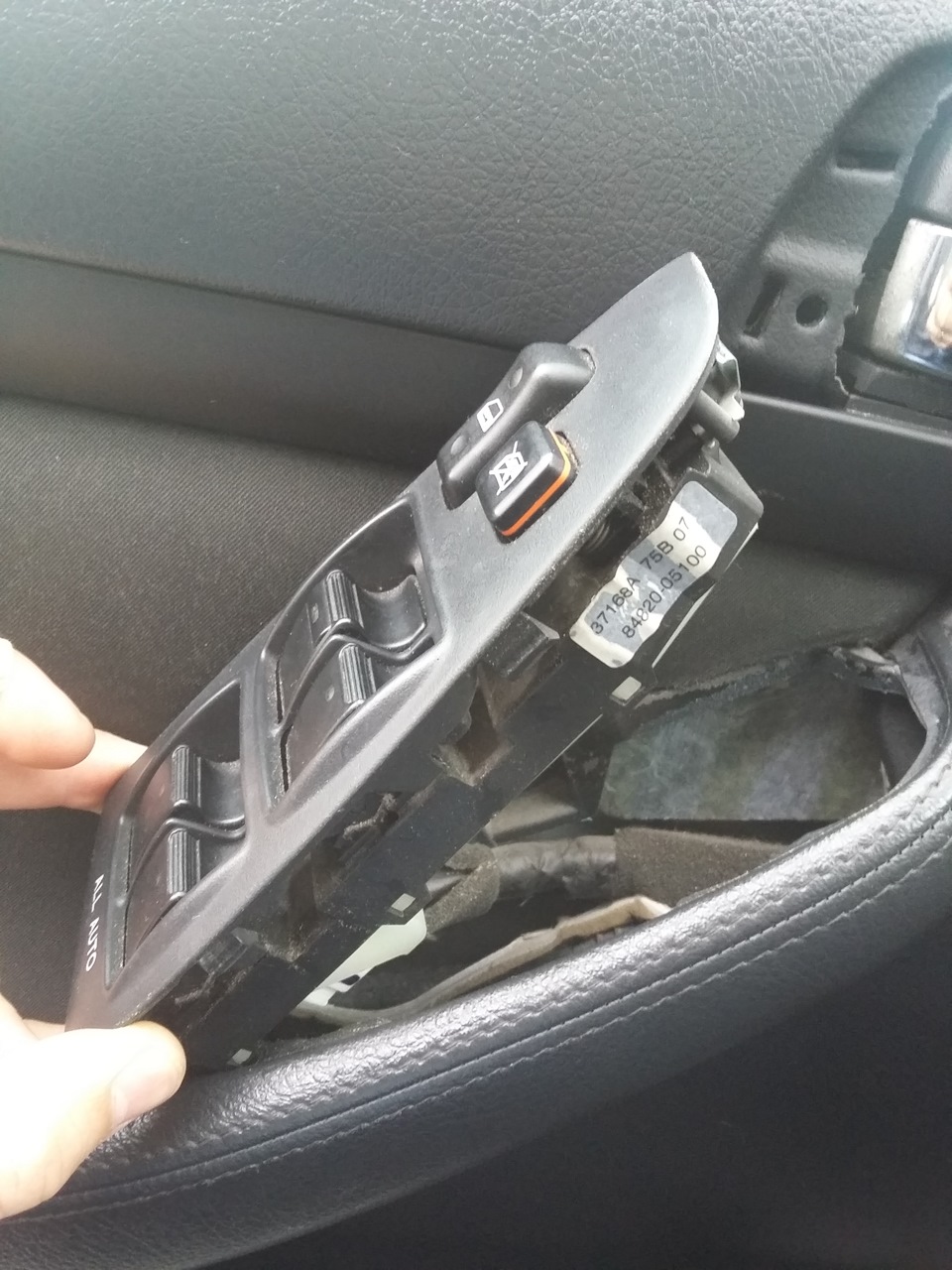 8482005100 БЛОК УПРАВЛЕНИЯ СТЕКЛОПОД. TOYOTA LEXUS | Запчасти на DRIVE2