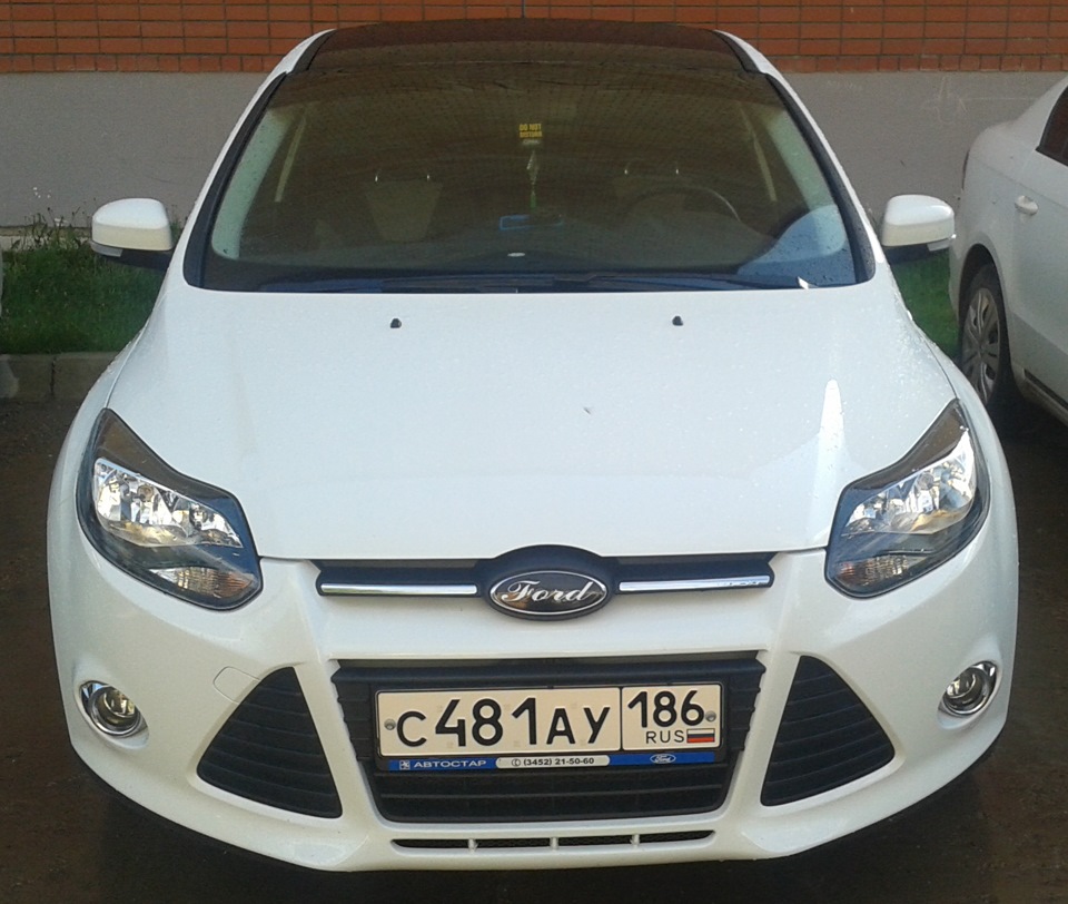 8. Значок форда в винил — Ford Focus Hatchback III, 1,6 л, 2013 года ...