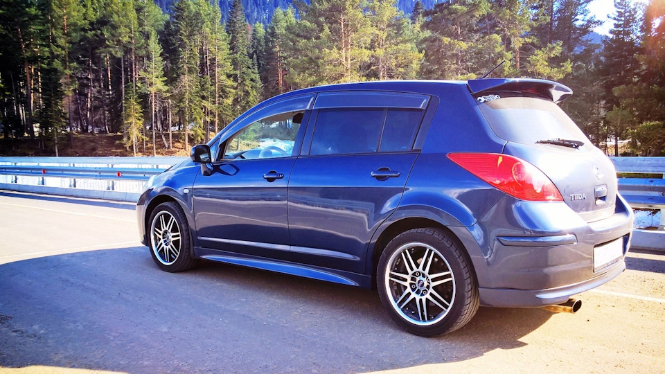 Nissan Tiida (1G) 1.6 бензиновый 2007 | AXIS Custom built на DRIVE2