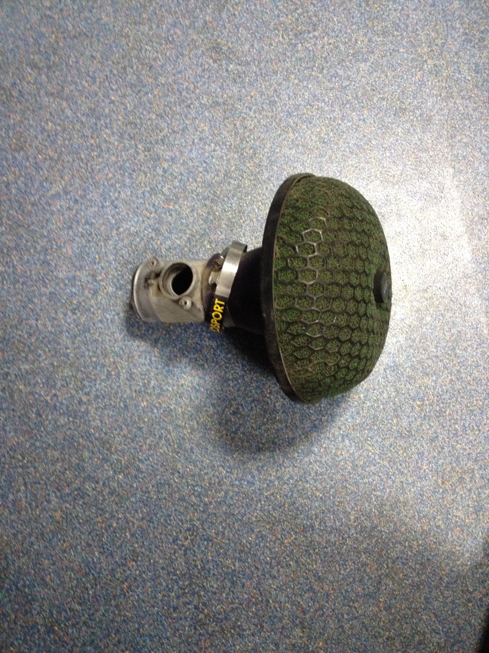 Замена прокладок глушителя — Toyota Corolla RunX, 1,5 л., 2002 года ...