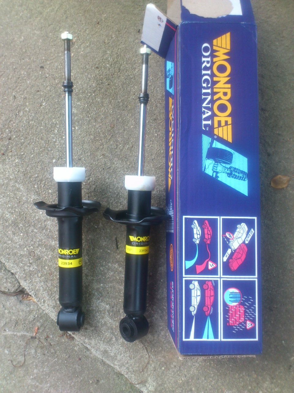 Замена амортизаторов(потом и кровью)) + стойки и втулки стабилизатора — Nissan Almera II (N16 ...