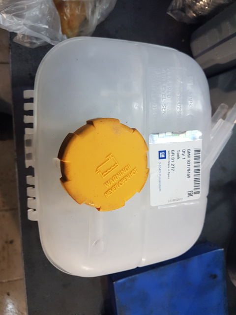 93179469 Бачок расширительный охлаждающей жидкости GM | Запчасти на DRIVE2