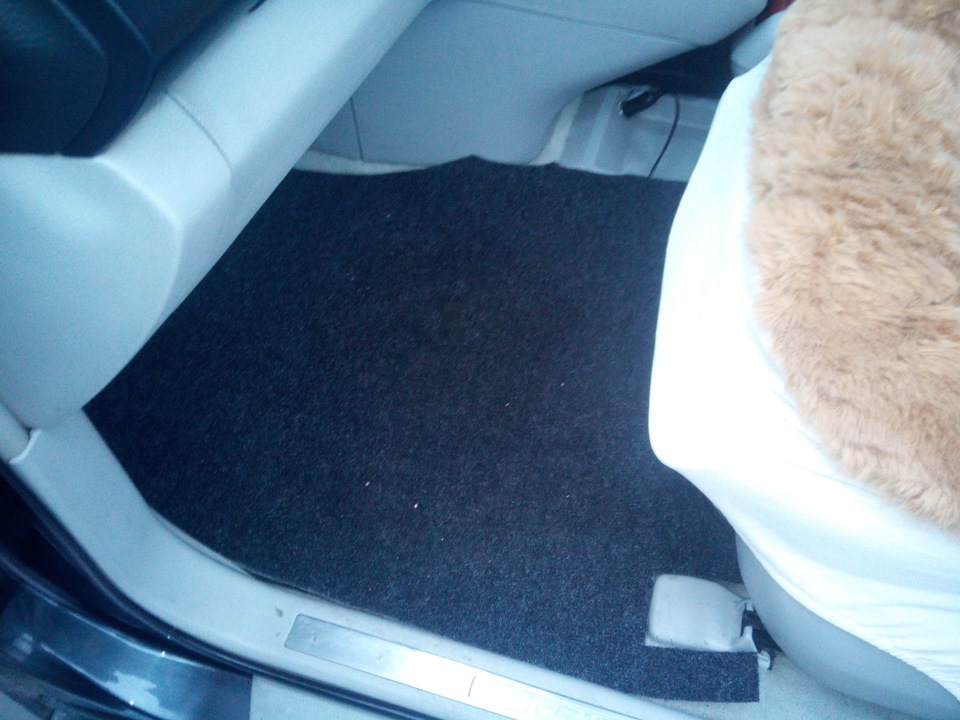 Коврики из ковролина на резиновой основе — Toyota Harrier (2G), 2,4 л ...