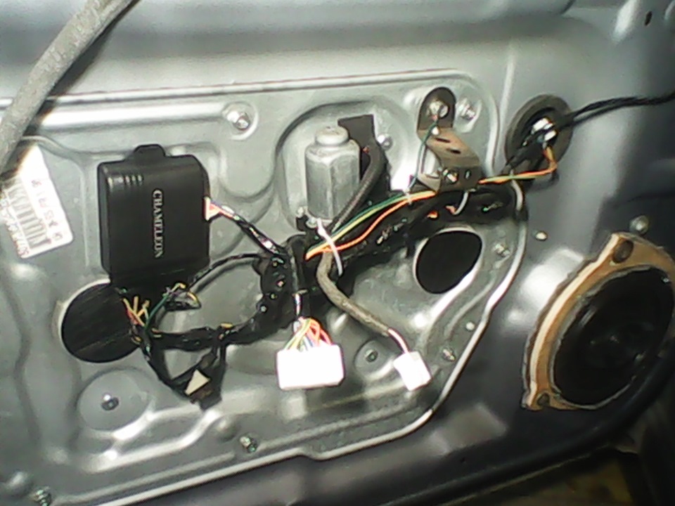 Модуль стеклоподъемников — Nissan Qashqai (1G), 1,6 л, 2012 года ...