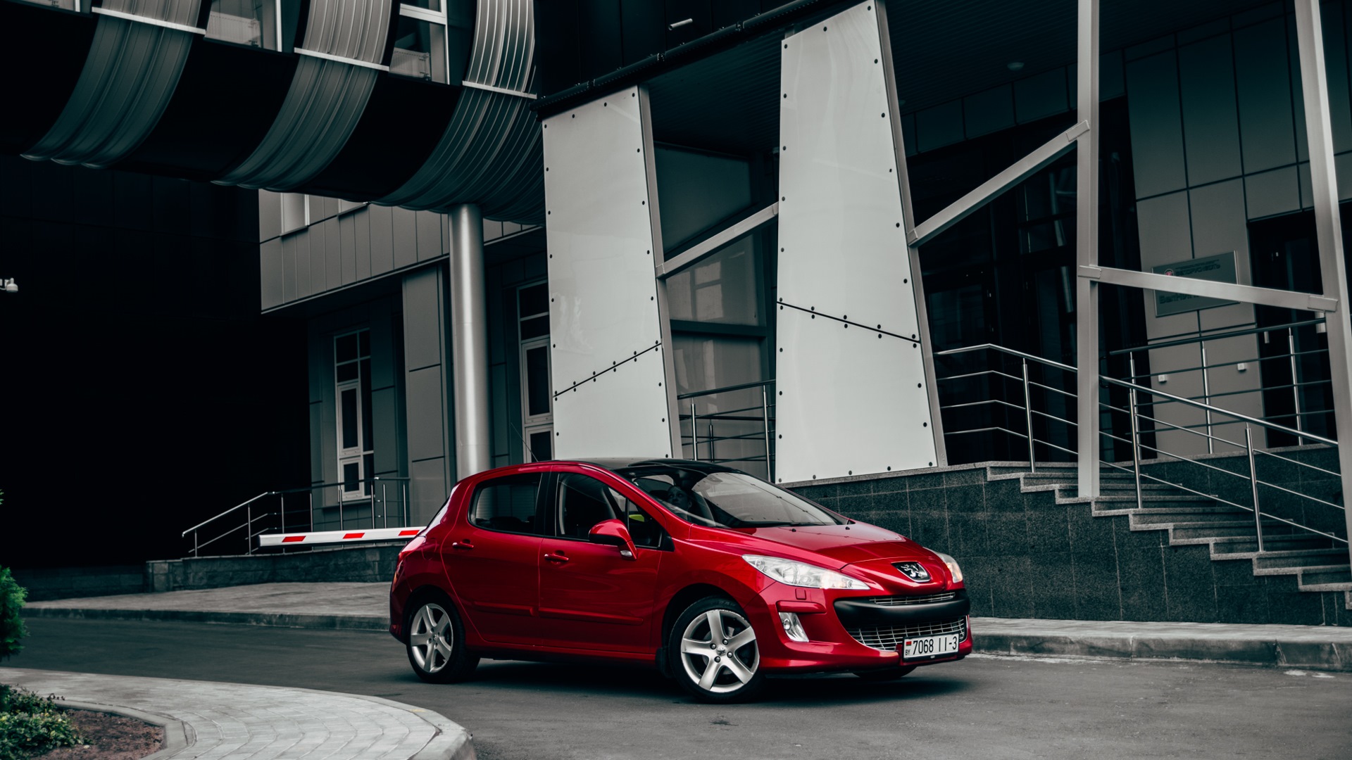 Peugeot 308 (1G) 1.6 бензиновый 2008 | Red Panda на DRIVE2