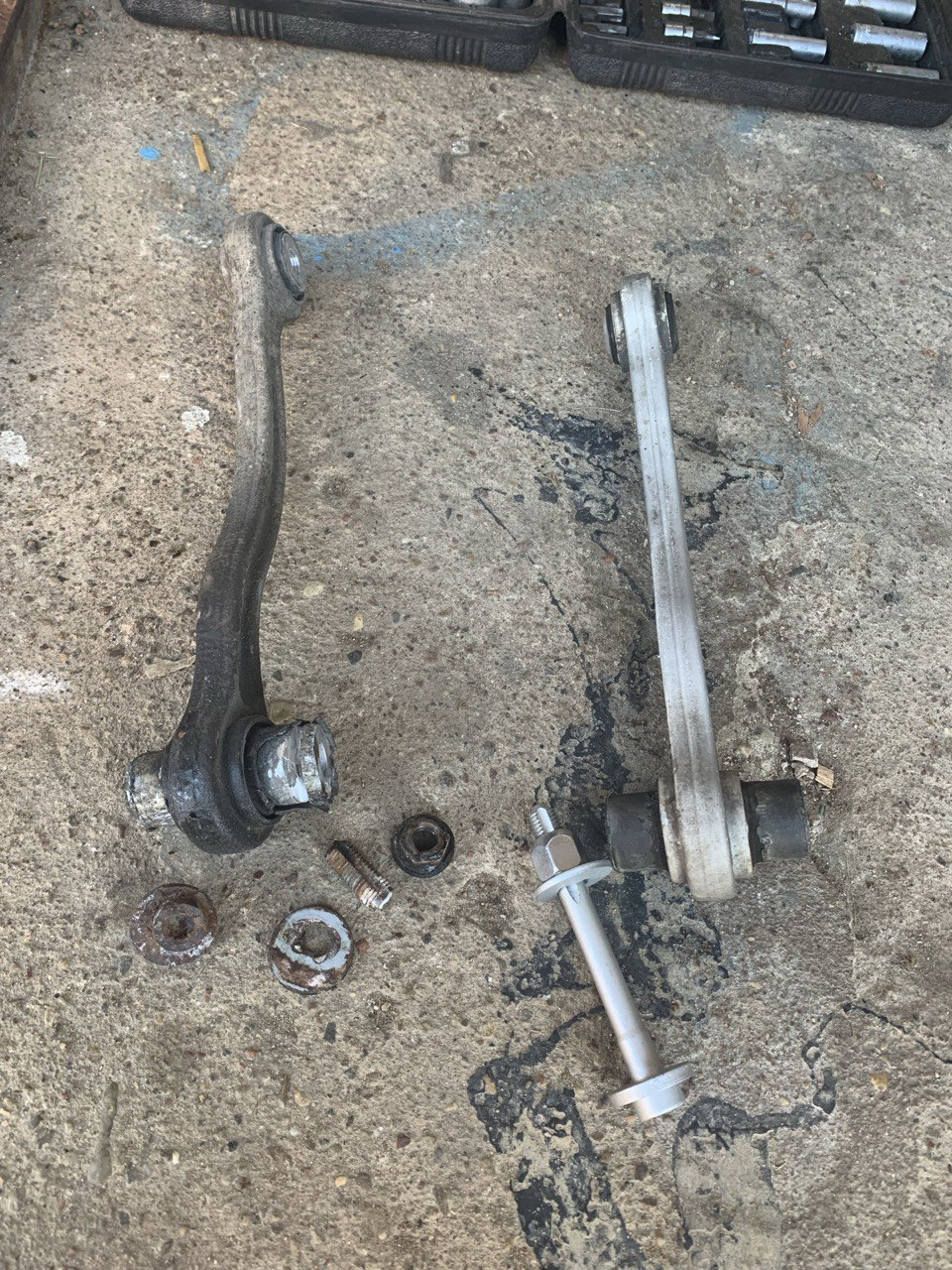 Mercedes-Benz C-Class Estate T-MODEL (S204) замена "Рычаг независимой ...