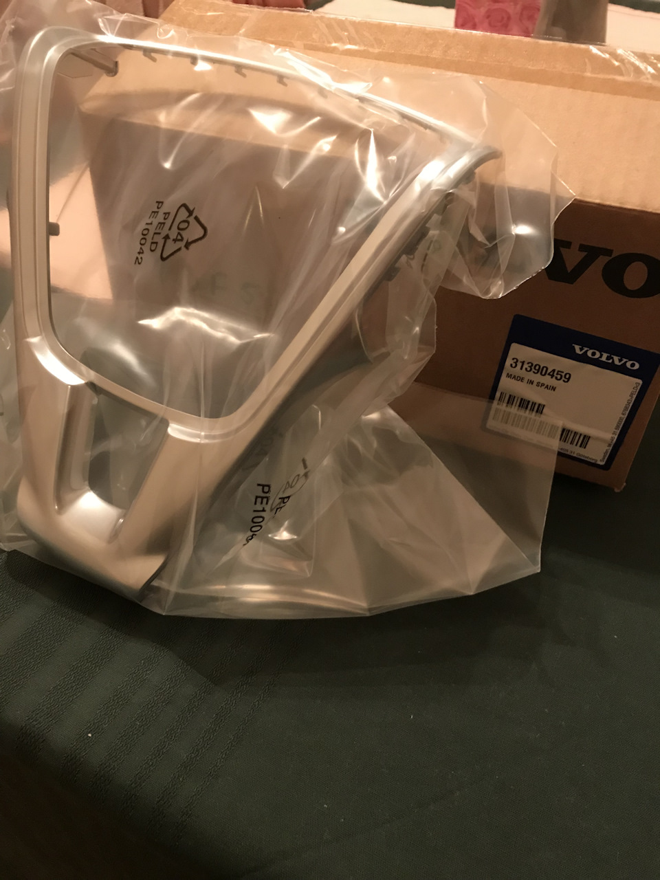 31390459 эмблема Volvo | Запчасти на DRIVE2