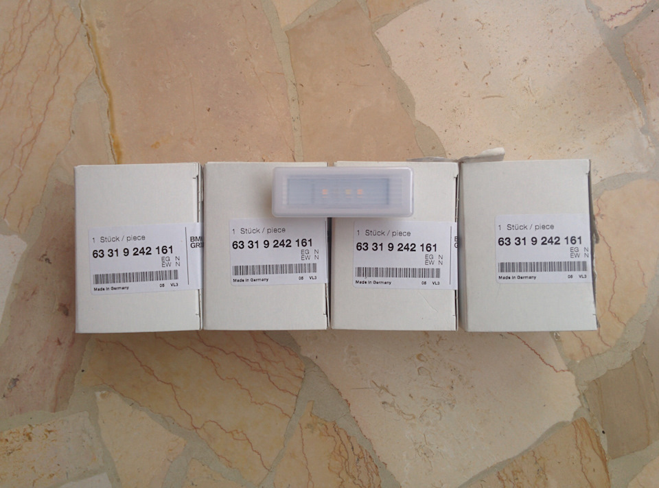 63319242161 Фонарь освещения пространства для ног BMW | Запчасти на DRIVE2